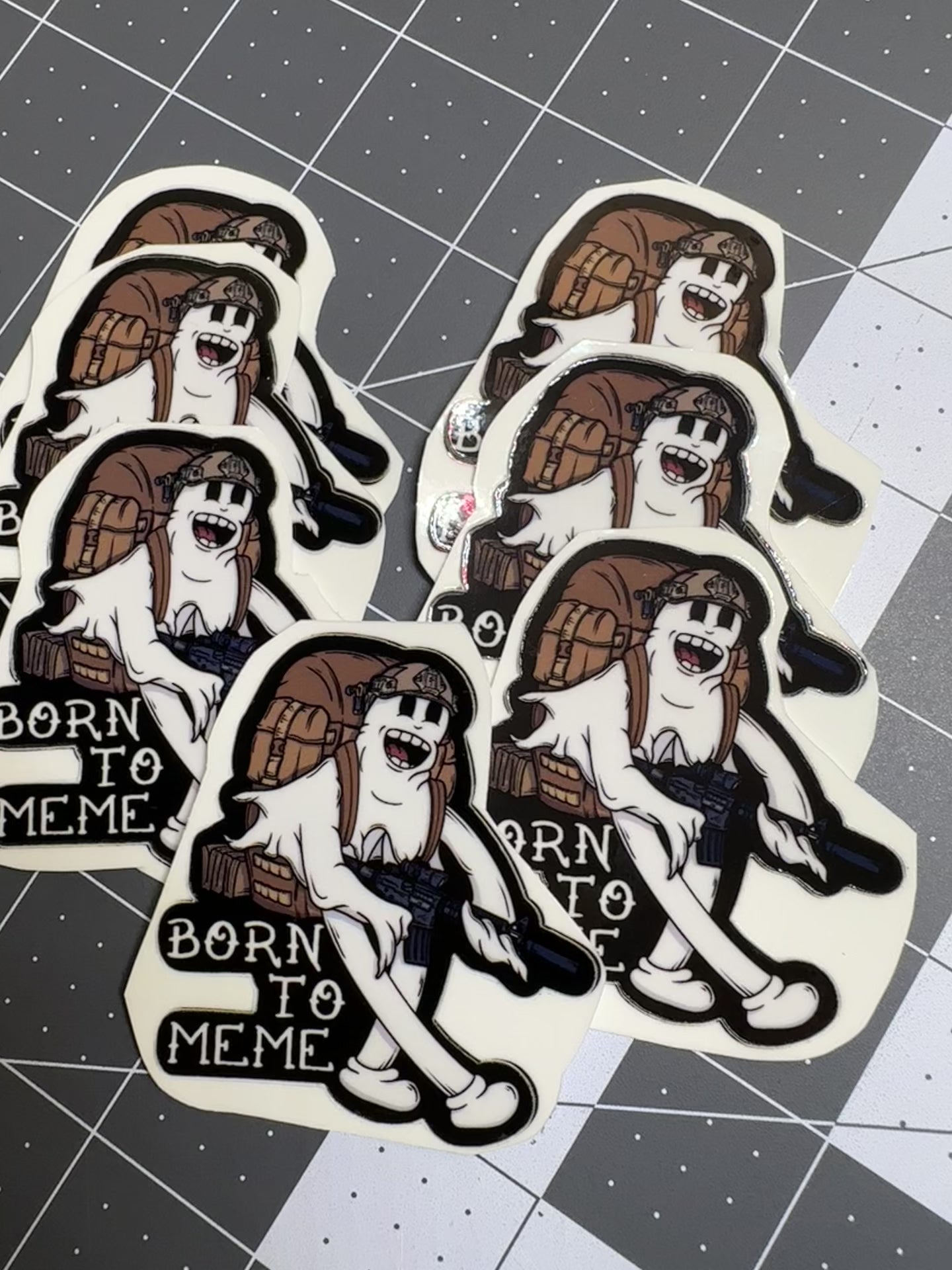 Born to Meme Glowy Boy – That Trash Daddy